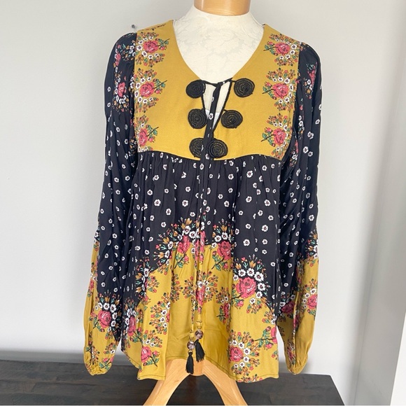 FARM Rio | Tops | Farm Rio Intarsia Floral Peasant Style Blouse Boho ...